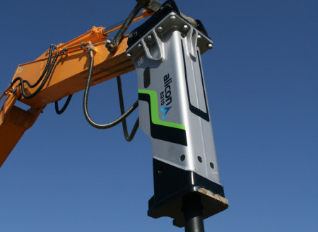 DAEMO Engineering - Hydraulic Breakers