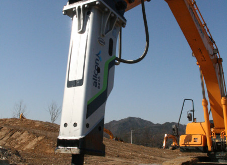 DAEMO Engineering - Hydraulic Breakers